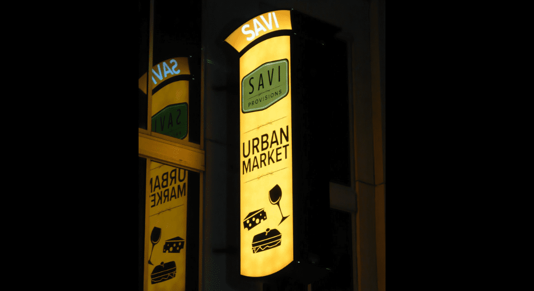 3 Reasons to make Lighted Commercial Signs - Metro Signworks
