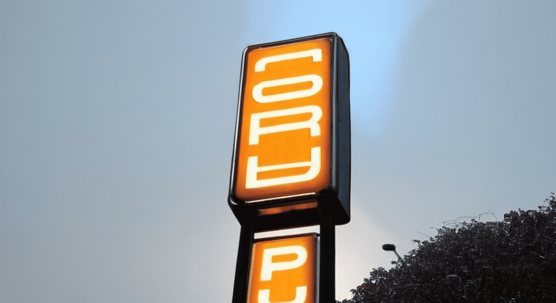 Pylon Signs - MetroCenter Signworks, Nashville, Tennessee